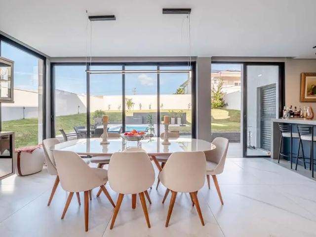 Casa / Sobrado em Condomínio para Venda em Porto Alegre/RS Vila Nova 4 Quartos