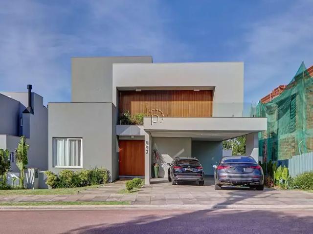 Casa / Sobrado em Condomínio para Venda em Porto Alegre/RS Vila Nova 4 Quartos
