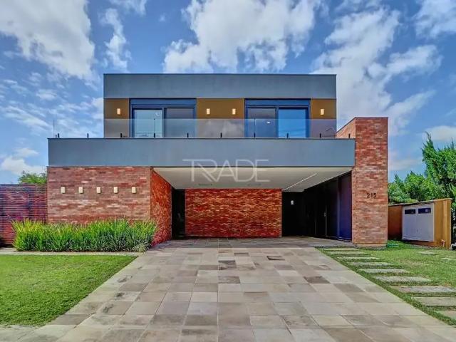 Casa / Sobrado em Condomínio para Venda em Porto Alegre/RS Vila Nova 4 Quartos