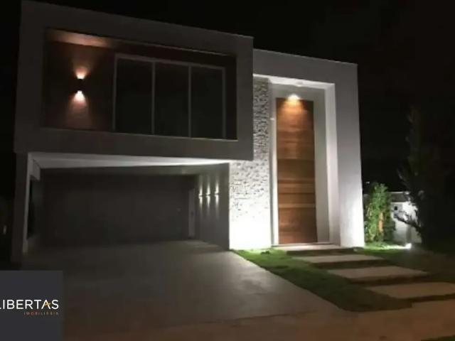 Casa / Sobrado em Condomínio para Venda em Porto Alegre/RS Vila Nova 4 Quartos