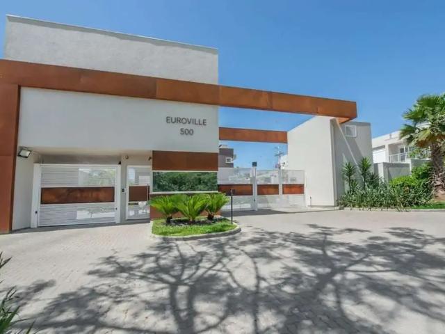 Casa / Sobrado em Condomínio para Venda em Porto Alegre/RS Vila Nova 4 Quartos