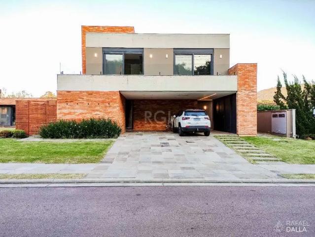 Casa / Sobrado em Condomínio para Venda em Porto Alegre/RS Vila Nova 4 Quartos