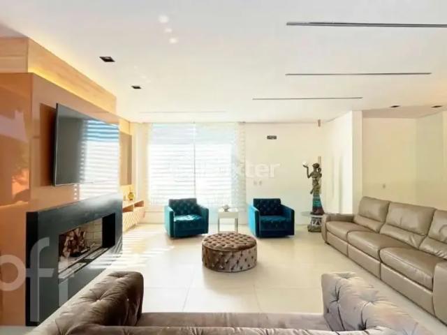 Casa / Sobrado em Condomínio para Venda em Porto Alegre/RS Vila Nova 4 Quartos
