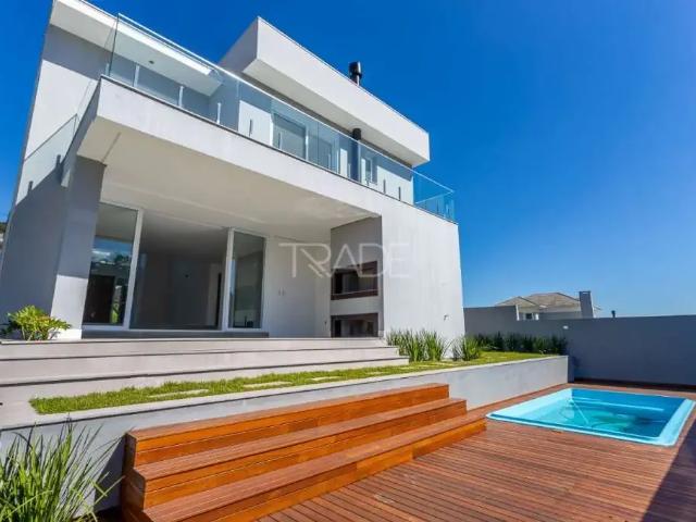 Casa / Sobrado em Condomínio para Venda em Porto Alegre/RS Vila Nova 4 Quartos