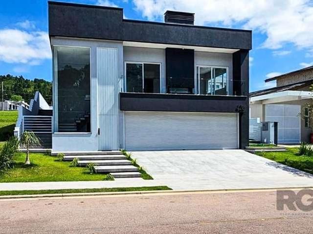 Casa / Sobrado em Condomínio para Venda em Porto Alegre/RS Vila Nova 4 Quartos