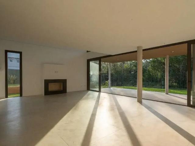 Casa / Sobrado em Condomínio para Venda em Porto Alegre/RS Vila Nova 4 Quartos