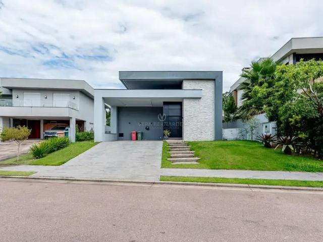 Casa / Sobrado em Condomínio para Venda em Porto Alegre/RS Vila Nova 4 Quartos
