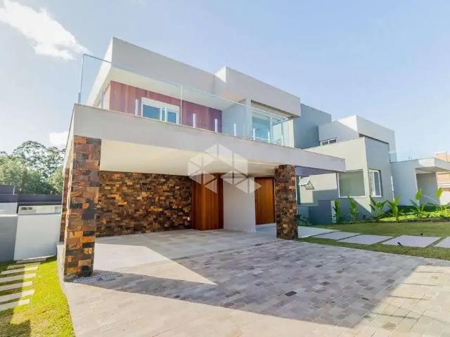 Casa / Sobrado em Condomínio para Venda em Porto Alegre/RS Vila Nova 4 Quartos
