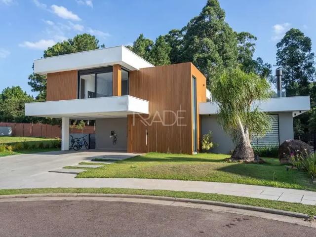Casa / Sobrado em Condomínio para Venda em Porto Alegre/RS Vila Nova 4 Quartos