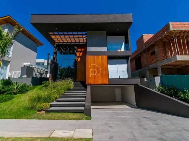 Casa / Sobrado em Condomínio para Venda em Porto Alegre/RS Vila Nova 4 Quartos
