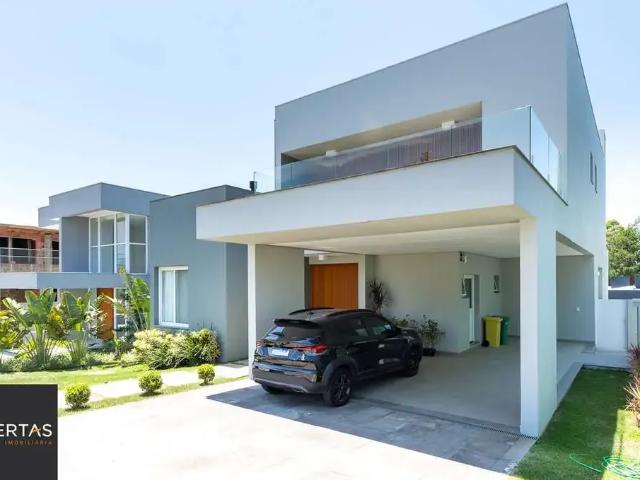 Casa / Sobrado em Condomínio para Venda em Porto Alegre/RS Vila Nova 4 Quartos