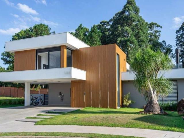 Casa / Sobrado em Condomínio para Venda em Porto Alegre/RS Vila Nova 4 Quartos
