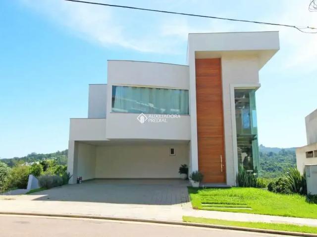 Casa / Sobrado em Condomínio para Venda em Porto Alegre/RS Vila Nova 5 Quartos