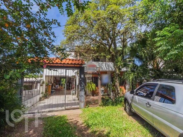 Casa / Sobrado em Condomínio para Venda em Porto Alegre/RS Vila Nova 5 Quartos