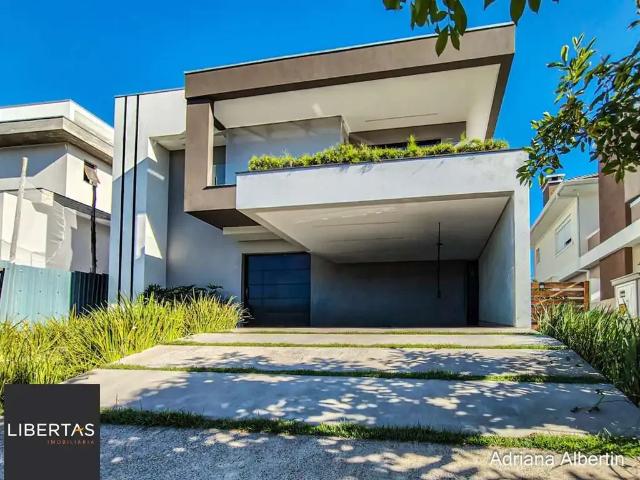 Casa / Sobrado em Condomínio para Venda em Porto Alegre/RS Vila Nova 5 Quartos