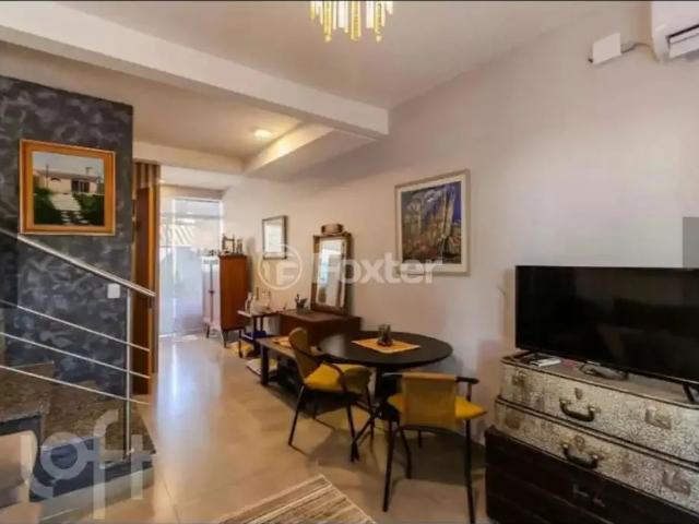 Casa / Sobrado em Condomínio para Venda em Porto Alegre/RS Vila Nova 2 Quartos