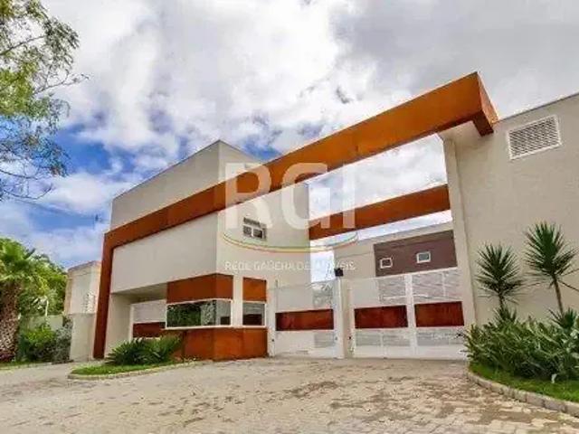 Casa / Sobrado em Condomínio para Venda em Porto Alegre/RS Vila Nova 3 Quartos