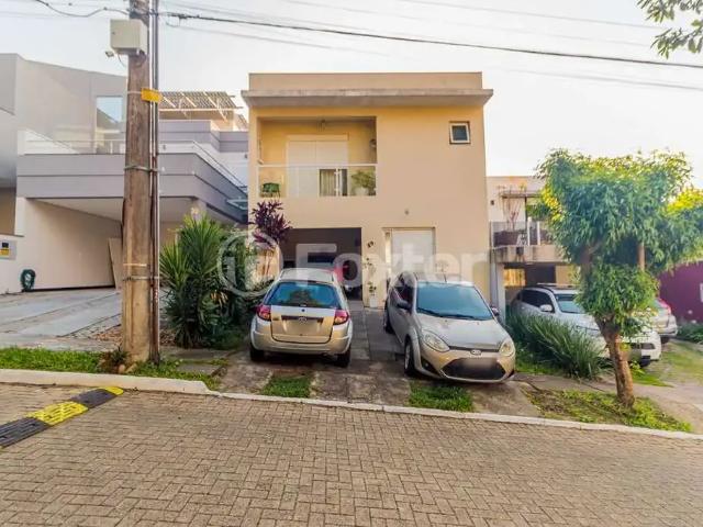 Casa / Sobrado em Condomínio para Venda em Porto Alegre/RS Vila Nova 3 Quartos
