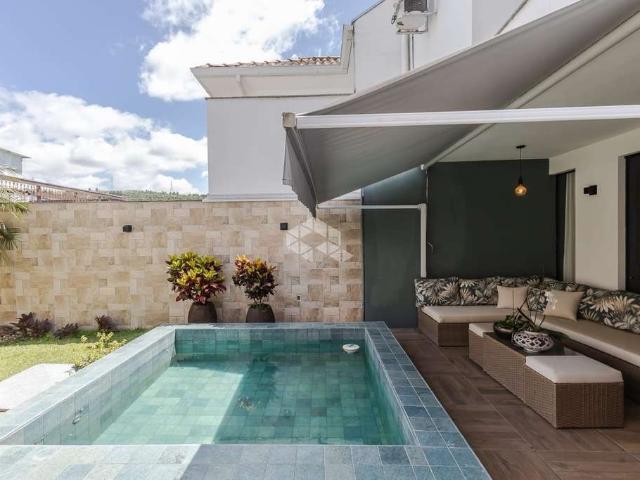 Casa / Sobrado em Condomínio para Venda em Porto Alegre/RS Vila Nova 3 Quartos