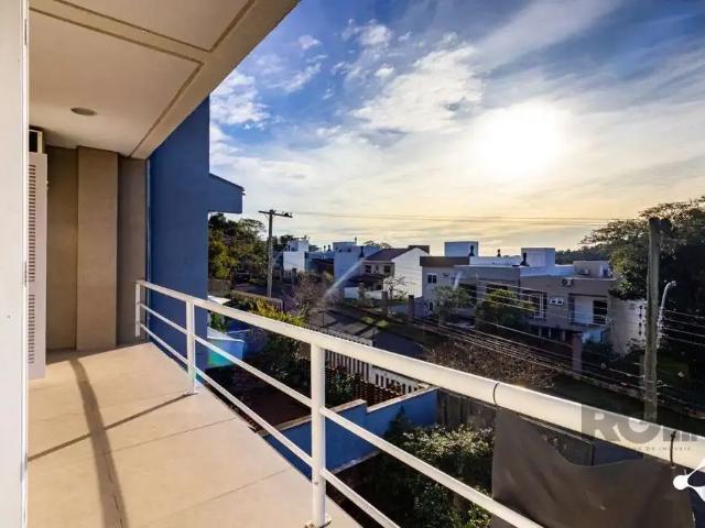 Casa / Sobrado em Condomínio para Venda em Porto Alegre/RS Vila Nova 3 Quartos