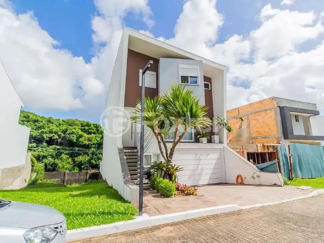 Casa / Sobrado em Condomínio para Venda em Porto Alegre/RS Vila Nova 3 Quartos
