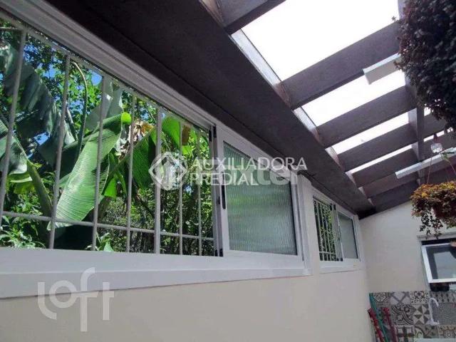 Casa / Sobrado em Condomínio para Venda em Porto Alegre/RS Vila Nova 3 Quartos