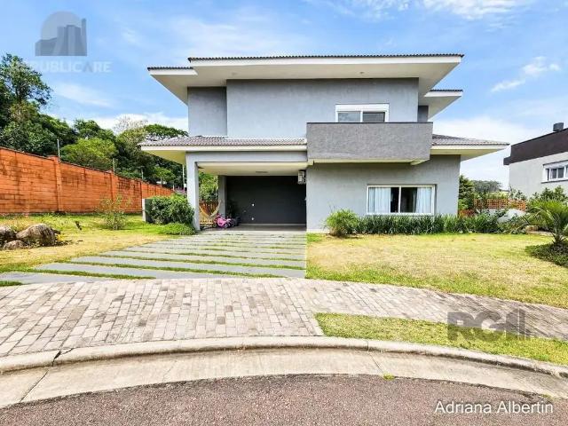 Casa / Sobrado em Condomínio para Venda em Porto Alegre/RS Vila Nova 3 Quartos