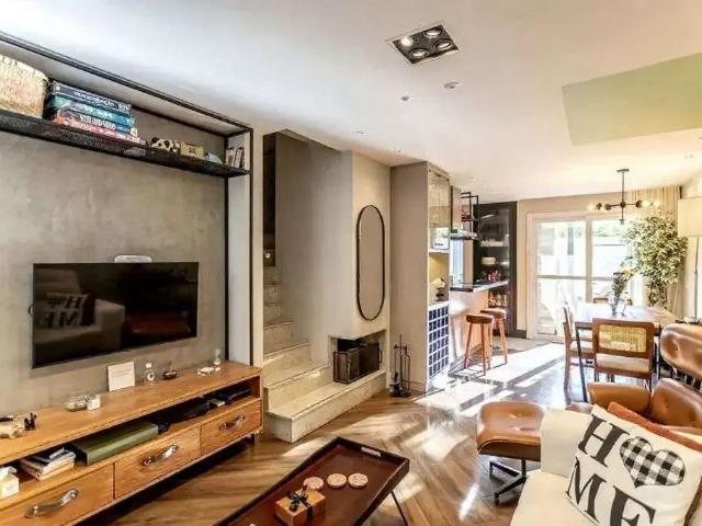 Casa / Sobrado em Condomínio para Venda em Porto Alegre/RS Vila Nova 3 Quartos