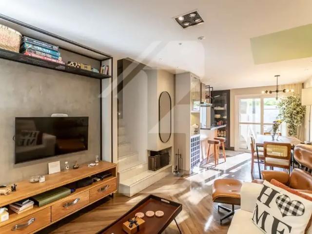 Casa / Sobrado em Condomínio para Venda em Porto Alegre/RS Vila Nova 3 Quartos