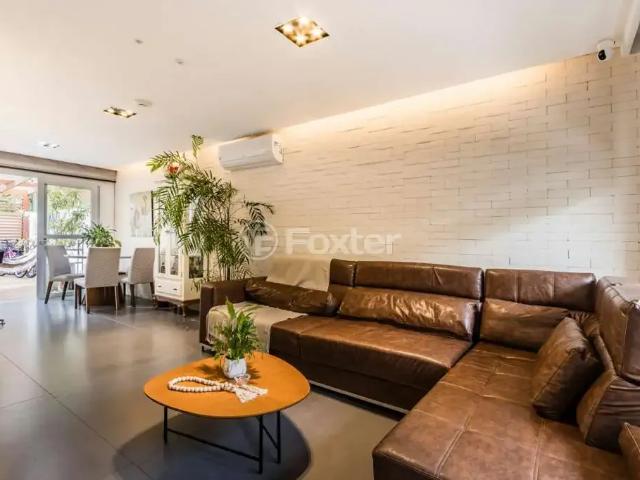 Casa / Sobrado em Condomínio para Venda em Porto Alegre/RS Vila Nova 3 Quartos