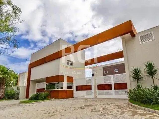 Casa / Sobrado em Condomínio para Venda em Porto Alegre/RS Vila Nova 3 Quartos