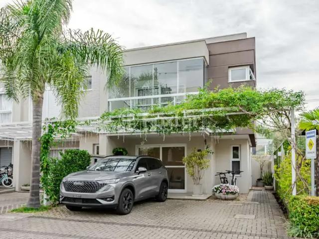 Casa / Sobrado em Condomínio para Venda em Porto Alegre/RS Vila Nova 3 Quartos