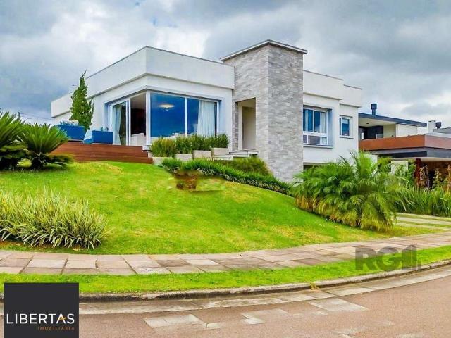 Casa / Sobrado em Condomínio para Venda em Porto Alegre/RS Vila Nova 3 Quartos