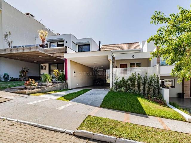 Casa / Sobrado em Condomínio para Venda em Porto Alegre/RS Vila Nova 3 Quartos