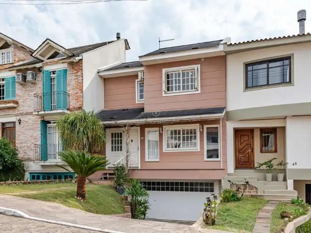 Casa / Sobrado em Condomínio para Venda em Porto Alegre/RS Vila Nova 3 Quartos