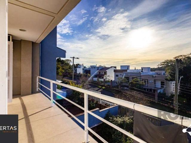 Casa / Sobrado em Condomínio para Venda em Porto Alegre/RS Vila Nova 3 Quartos