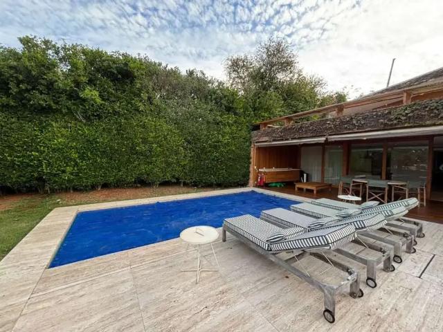 Casa / Sobrado em Condomínio para Venda em Porto Feliz/SP Centro 4 Quartos