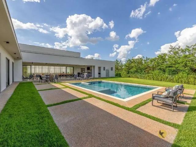 Casa / Sobrado em Condomínio para Venda em Porto Feliz/SP Fazenda Alvorada 5 Quartos