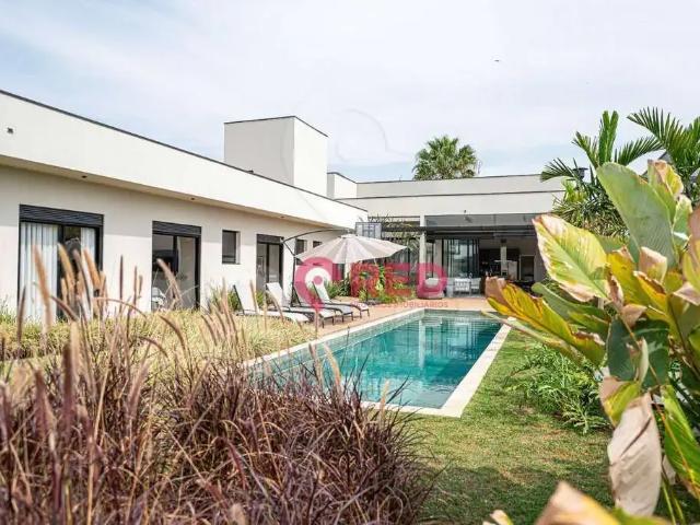 Casa / Sobrado em Condomínio para Venda em Porto Feliz/SP Fazenda Alvorada 5 Quartos
