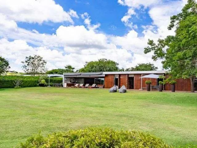 Casa / Sobrado em Condomínio para Venda em Porto Feliz/SP Fazenda Boa Vista I 4 Quartos