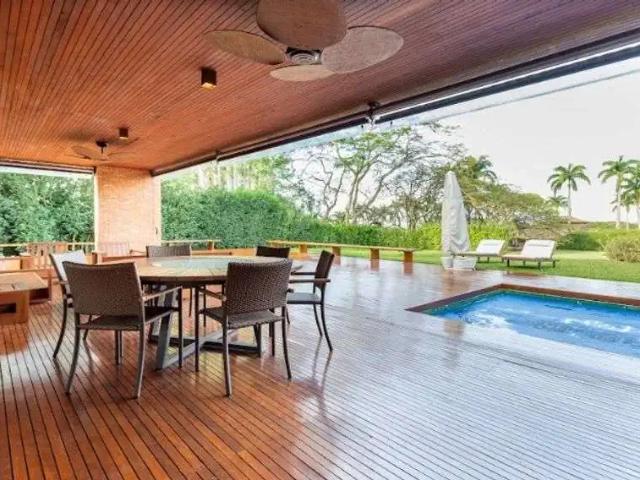 Casa / Sobrado em Condomínio para Venda em Porto Feliz/SP Fazenda Boa Vista I 4 Quartos