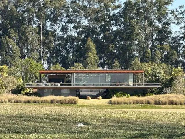 Casa / Sobrado em Condomínio para Venda em Porto Feliz/SP Fazenda Boa Vista I 5 Quartos
