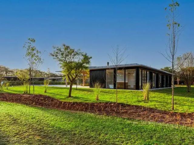 Casa / Sobrado em Condomínio para Venda em Porto Feliz/SP Fazenda Boa Vista I 5 Quartos