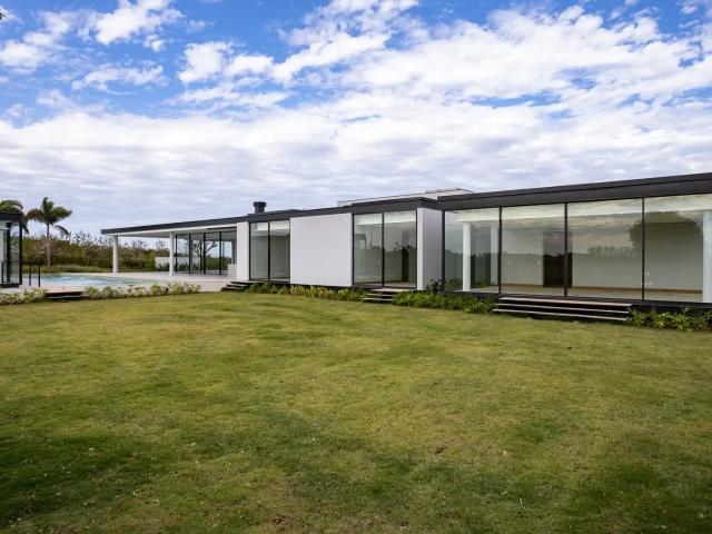 Casa / Sobrado em Condomínio para Venda em Porto Feliz/SP Fazenda Boa Vista I 6 Quartos