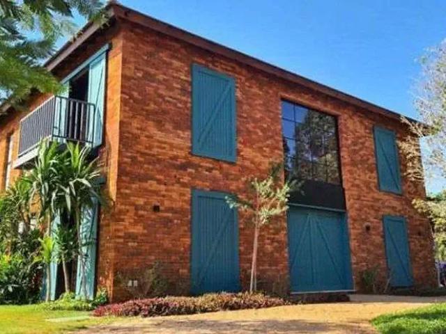 Casa / Sobrado em Condomínio para Venda em Porto Feliz/SP Fazenda Boa Vista I 6 Quartos