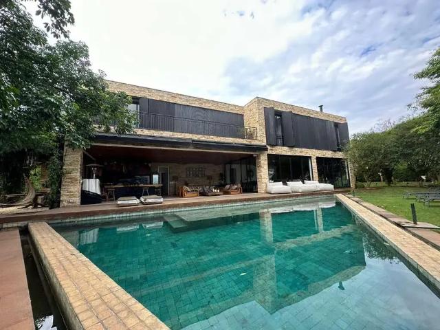 Casa / Sobrado em Condomínio para Venda em Porto Feliz/SP São Francisco 5 Quartos