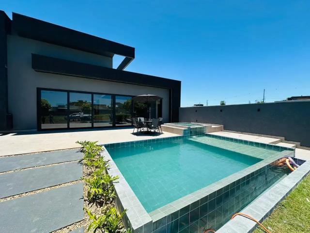 Casa / Sobrado em Condomínio para Venda em Porto Rico/PR Centro 4 Quartos