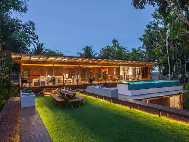 Casa / Sobrado em Condomínio para Venda em Porto Seguro/BA Trancoso 6 Quartos
