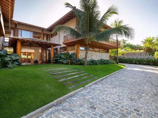 Casa / Sobrado em Condomínio para Venda em Porto Seguro/BA Trancoso 9 Quartos