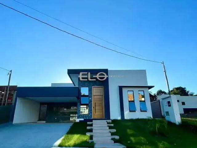 Casa / Sobrado em Condomínio para Venda em Porto Velho/RO Triângulo 4 Quartos
